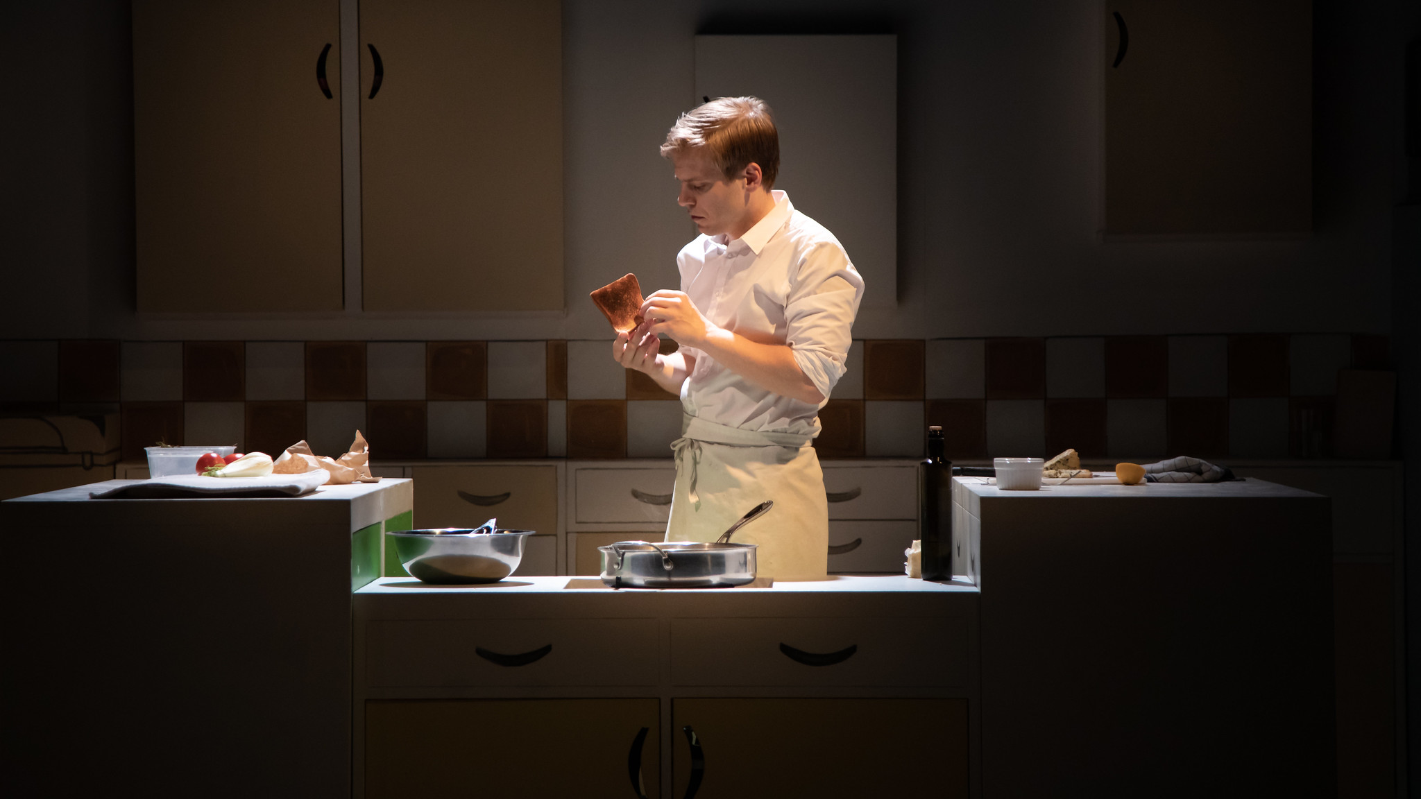 REVIEW Nigel Slater's TOAST play based on his memoir – Quays Life